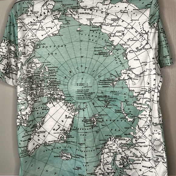 SHEIN | Tops | 24 World Map Tshirt | Poshmark